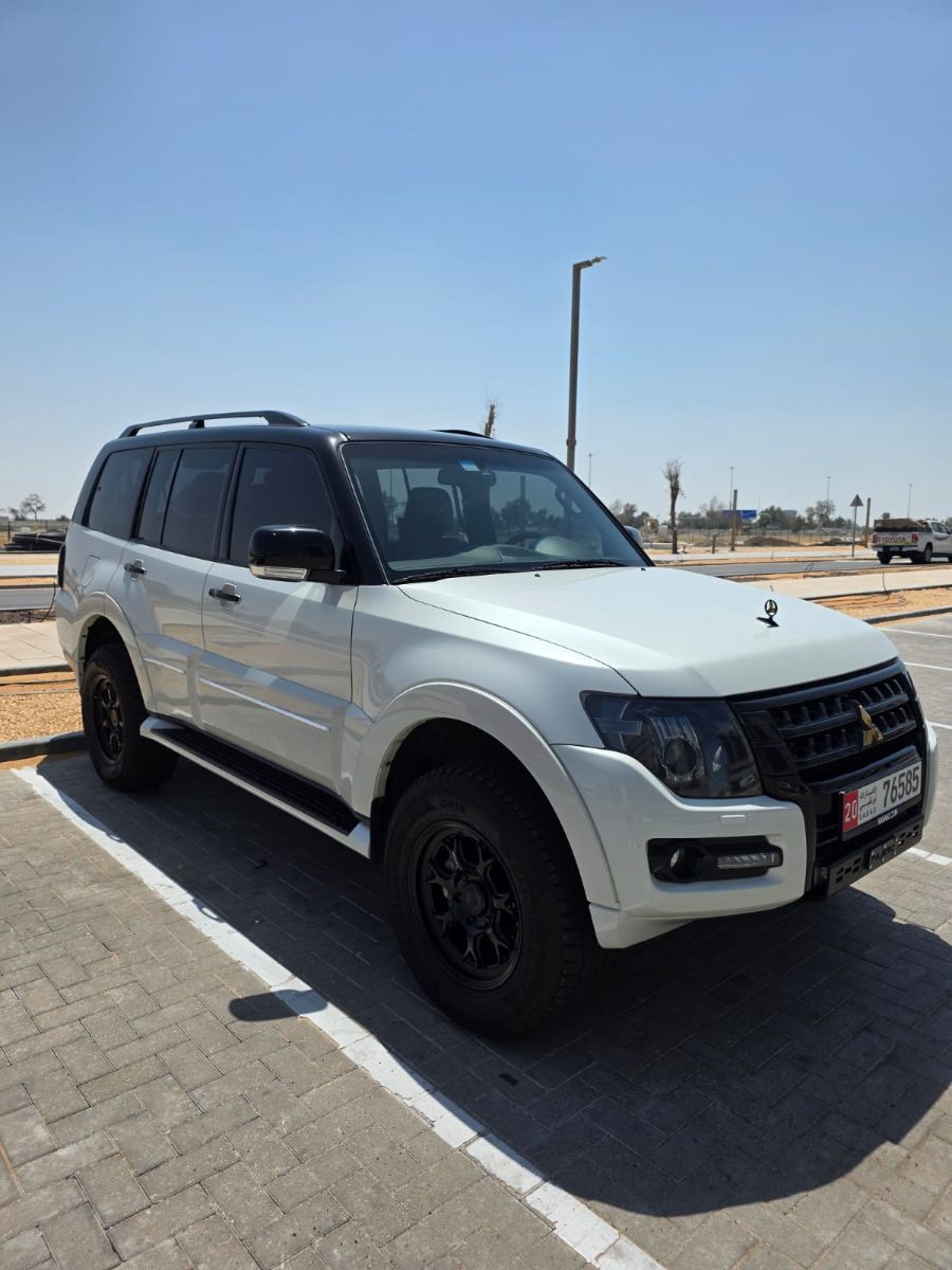 Selling 2020 Pajero Signature Edition - Offroad Modified - Mitsubishi ...